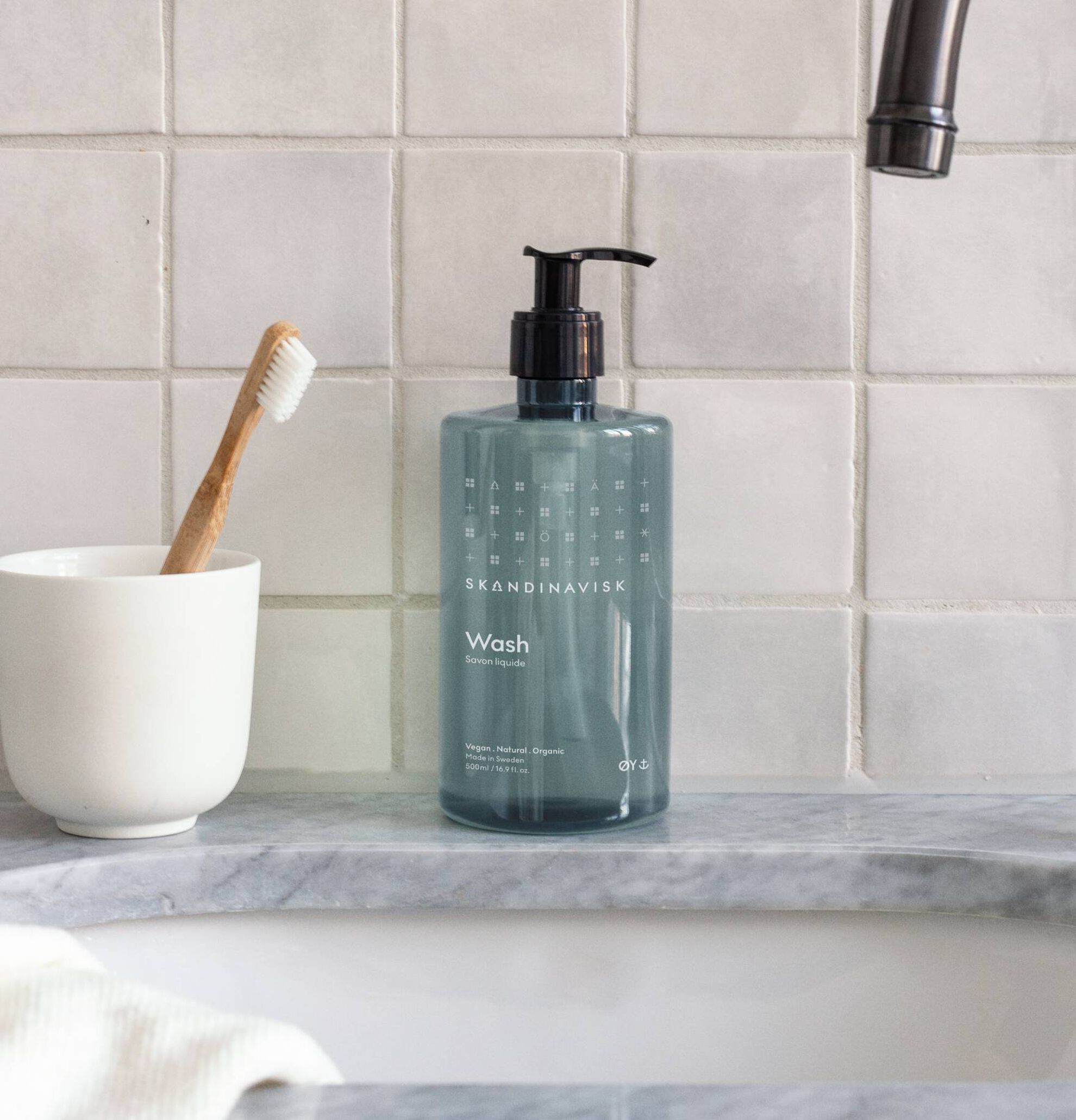 Shop ØY Wash 500ml and leave a lighter footprint | Skandinavisk | B ...